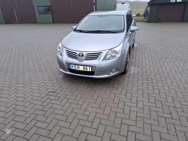 Pelēks Toyota Avensis 2010 Telšiai, ar dzinēja tilpumu 2.23 L un nobraukumu 278 tūkst. km par 2850 €, foto 2 vietnē AUTOMOTO.COM.LV