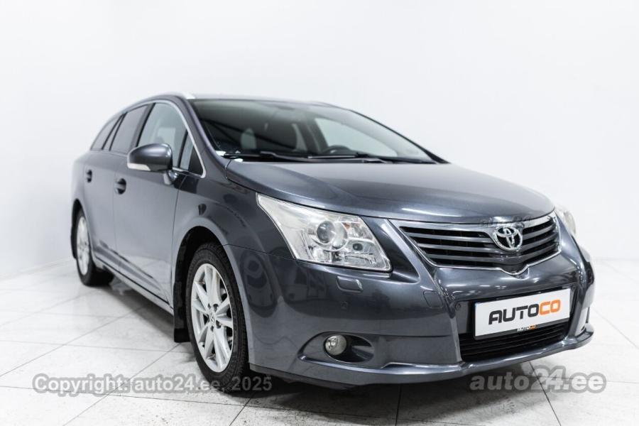 Pelēks Toyota Avensis 2010 Tallina, ar dzinēja tilpumu 2.00 L un nobraukumu 243 tūkst. km par 4999 €, foto 4 vietnē AUTOMOTO.COM.LV
