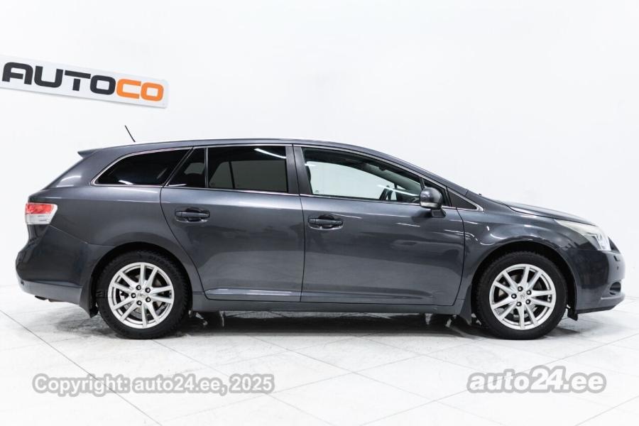 Pelēks Toyota Avensis 2010 Tallina, ar dzinēja tilpumu 2.00 L un nobraukumu 243 tūkst. km par 4999 €, foto 8 vietnē AUTOMOTO.COM.LV