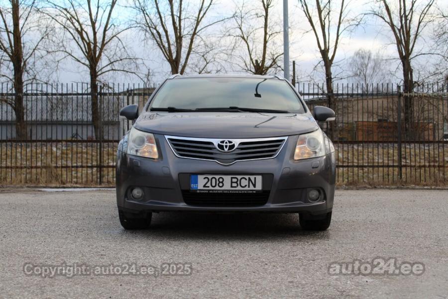 Pelēks Toyota Avensis 2010 Tartu, ar dzinēja tilpumu 2.00 L un nobraukumu 345 tūkst. km par 3700 €, foto 2 vietnē AUTOMOTO.COM.LV