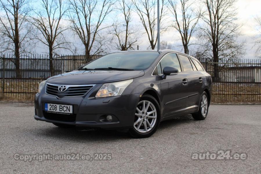 Pelēks Toyota Avensis 2010 Tartu, ar dzinēja tilpumu 2.00 L un nobraukumu 345 tūkst. km par 3700 €, foto 3 vietnē AUTOMOTO.COM.LV