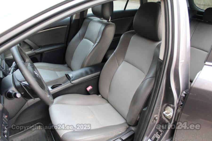 Pelēks Toyota Avensis 2010 Tartu, ar dzinēja tilpumu 2.00 L un nobraukumu 345 tūkst. km par 3700 €, foto 12 vietnē AUTOMOTO.COM.LV