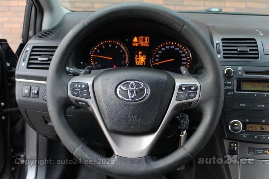 Pelēks Toyota Avensis 2010 Tartu, ar dzinēja tilpumu 2.00 L un nobraukumu 345 tūkst. km par 3700 €, foto 19 vietnē AUTOMOTO.COM.LV