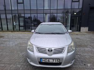 Pelēks Toyota Avensis 2010 Viļņa, ar dzinēja tilpumu 2.23 L un nobraukumu 323 tūkst. km par 3500 €, foto 2 vietnē AUTOMOTO.COM.LV