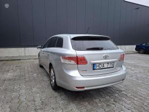 Pelēks Toyota Avensis 2010 Viļņa, ar dzinēja tilpumu 2.23 L un nobraukumu 323 tūkst. km par 3500 €, foto 5 vietnē AUTOMOTO.COM.LV