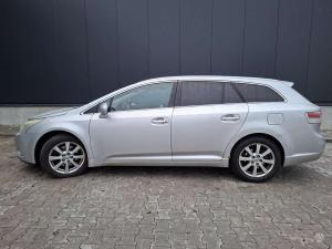 Pelēks Toyota Avensis 2010 Viļņa, ar dzinēja tilpumu 2.23 L un nobraukumu 323 tūkst. km par 3500 €, foto 10 vietnē AUTOMOTO.COM.LV