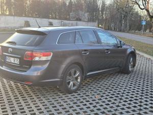Pelēks Toyota Avensis 2010 Kauņa, ar dzinēja tilpumu 2.00 L un nobraukumu 277 tūkst. km par 3200 €, foto 4 vietnē AUTOMOTO.COM.LV