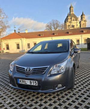 Pelēks Toyota Avensis 2010 Kauņa, ar dzinēja tilpumu 2.00 L un nobraukumu 277 tūkst. km par 3200 €, foto 7 vietnē AUTOMOTO.COM.LV