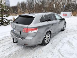 Pelēks Toyota Avensis 2010 Viļņa, ar dzinēja tilpumu 2.20 L un nobraukumu 417 tūkst. km par 1800 €, foto 4 vietnē AUTOMOTO.COM.LV