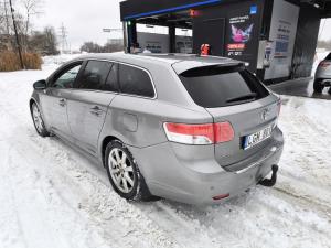 Pelēks Toyota Avensis 2010 Viļņa, ar dzinēja tilpumu 2.20 L un nobraukumu 417 tūkst. km par 1800 €, foto 5 vietnē AUTOMOTO.COM.LV