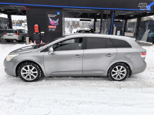 Grey Toyota Avensis 2010 in Vilnius, with an engine capacity of 2.20 L and mileage of 417 thousand km for 1800 €, photo 6 on AUTOMOTO.COM.LV