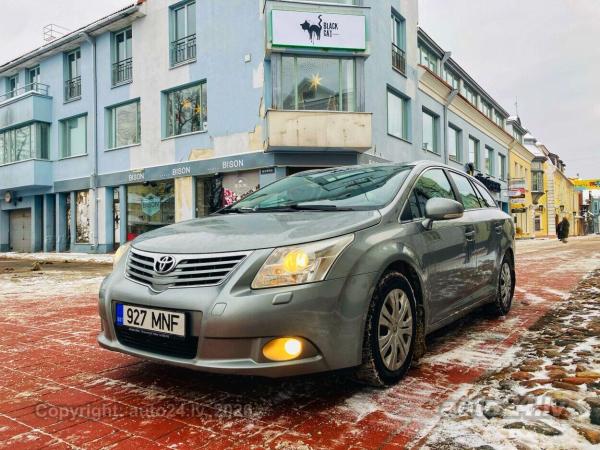Grey Toyota Avensis 2010 in Tallinn, with an engine capacity of 1.80 L and mileage of 374 thousand km for 4500 €, photo 2 on AUTOMOTO.COM.LV