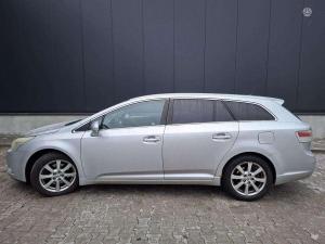 Pelēks Toyota Avensis 2010 Viļņa, ar dzinēja tilpumu 2.23 L un nobraukumu 323 tūkst. km par 3000 €, foto 9 vietnē AUTOMOTO.COM.LV