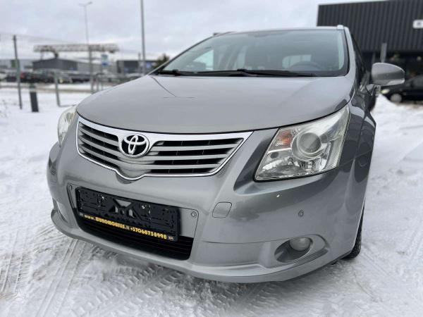 Grey Toyota Avensis 2010 in Siauliai, with an engine capacity of 2.20 L and mileage of 294 thousand km for 4550 €, photo 10 on AUTOMOTO.COM.LV