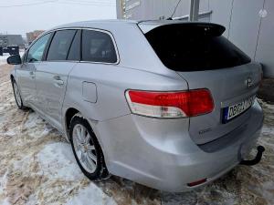 Grey Toyota Avensis 2010 in Jonava, with an engine capacity of 2.23 L and mileage of 294 thousand km for 3350 €, photo 10 on AUTOMOTO.COM.LV