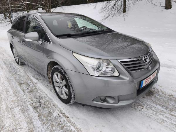 Grey Toyota Avensis 2010 in Vilnius, with an engine capacity of 2.00 L and mileage of 261 thousand km for 4300 €, photo 1 on AUTOMOTO.COM.LV