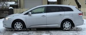 Pelēks Toyota Avensis 2010 Pērnava, ar dzinēja tilpumu 2.00 L un nobraukumu 229 tūkst. km par 5500 €, foto 5 vietnē AUTOMOTO.COM.LV