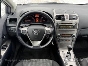 Pelēks Toyota Avensis 2010 Pērnava, ar dzinēja tilpumu 2.00 L un nobraukumu 229 tūkst. km par 5500 €, foto 9 vietnē AUTOMOTO.COM.LV