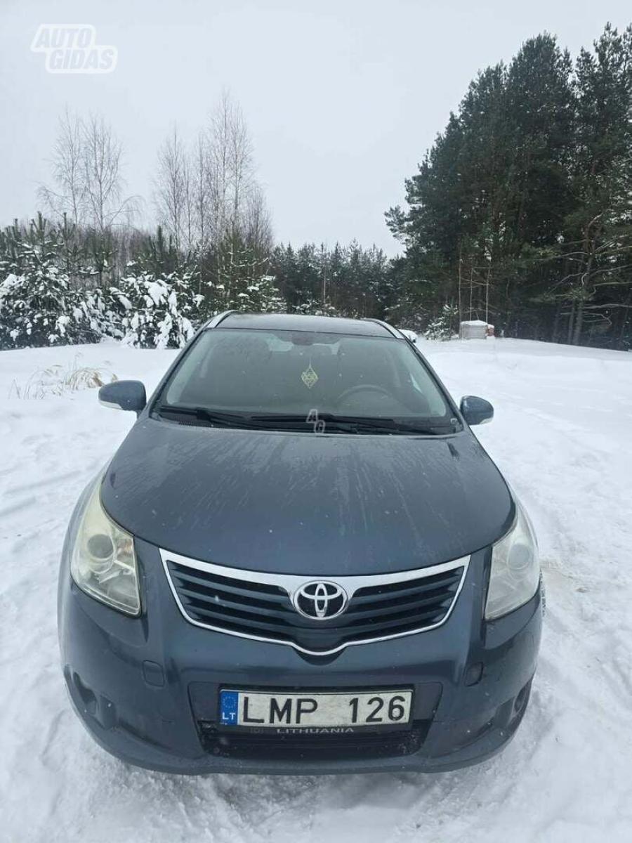 Grey Toyota Avensis 2010 in Vilnius, with an engine capacity of 2.00 L and mileage of 297 thousand km for 3000 €, photo 2 on AUTOMOTO.COM.LV
