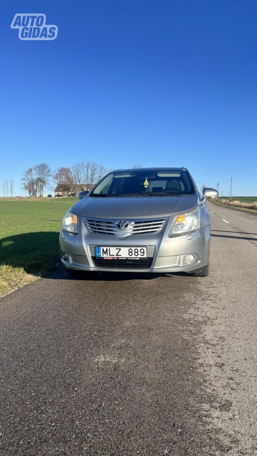 Grey Toyota Avensis 2010 in Vilkaviskis, with an engine capacity of 2.20 L and mileage of 337 thousand km for 4400 €, photo 1 on AUTOMOTO.COM.LV