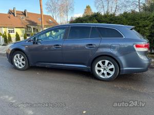 Pelēks Toyota Avensis 2010 Tallina, ar dzinēja tilpumu 2.20 L un nobraukumu 317 tūkst. km par 4000 €, foto 5 vietnē AUTOMOTO.COM.LV