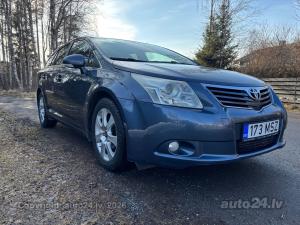Pelēks Toyota Avensis 2010 Tallina, ar dzinēja tilpumu 2.20 L un nobraukumu 317 tūkst. km par 4000 €, foto 11 vietnē AUTOMOTO.COM.LV