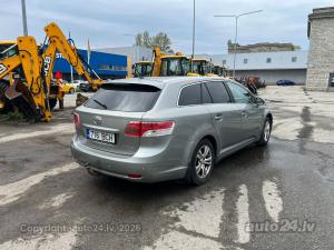 Серый Тойота Авенсис 2010 в Таллин, объемом двигателя 1.80 л и пробегом 236 тыс. км за 4500 €, фото 6 на AUTOMOTO.COM.LV