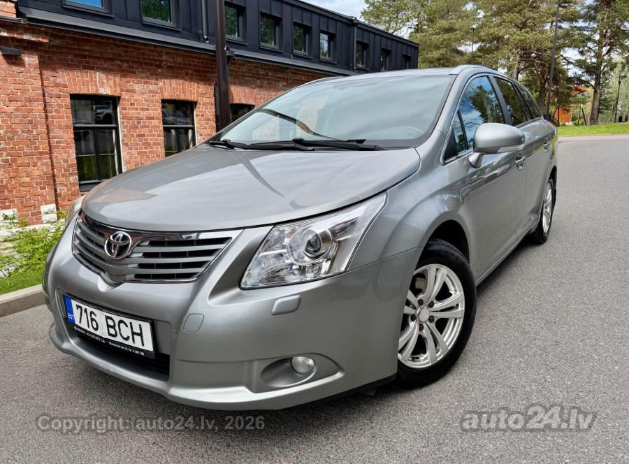 Grey Toyota Avensis 2010 in Tallinn, with an engine capacity of 1.80 L and mileage of 236 thousand km for 5799 €, photo 1 on AUTOMOTO.COM.LV