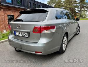 Grey Toyota Avensis 2010 in Tallinn, with an engine capacity of 1.80 L and mileage of 236 thousand km for 5799 €, photo 4 on AUTOMOTO.COM.LV