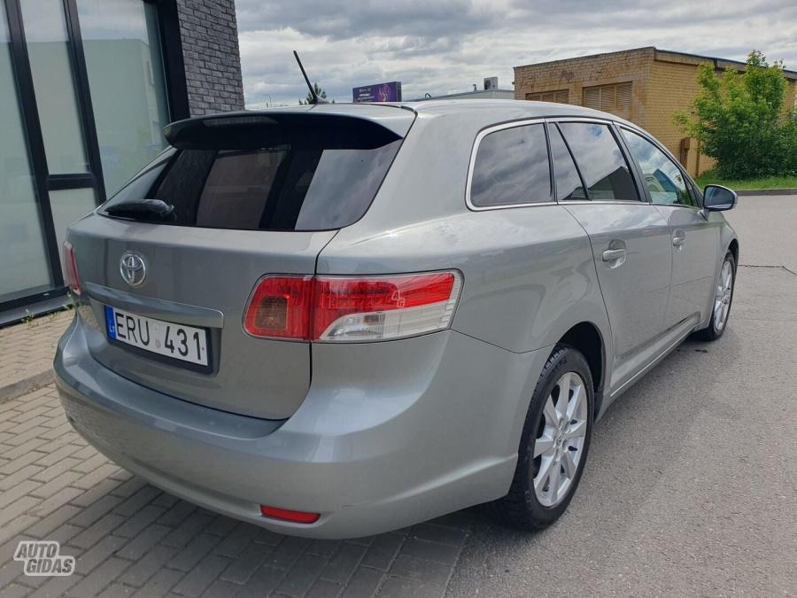 Серый Тойота Авенсис 2010 в Каунас, объемом двигателя 1.80 л и пробегом 306 тыс. км за 4350 €, фото 5 на AUTOMOTO.COM.LV