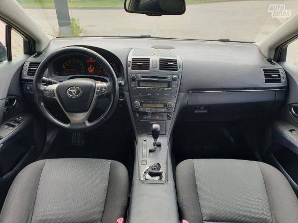Grey Toyota Avensis 2010 in Kaunas, with an engine capacity of 1.80 L and mileage of 306 thousand km for 4350 €, photo 7 on AUTOMOTO.COM.LV