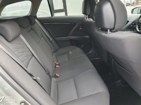 Grey Toyota Avensis 2010 in Kaunas, with an engine capacity of 1.80 L and mileage of 306 thousand km for 4350 €, photo 9 on AUTOMOTO.COM.LV
