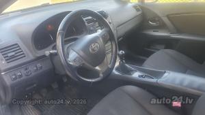 Pelēks Toyota Avensis 2010 Tallina, ar dzinēja tilpumu 2.00 L un nobraukumu 0 tūkst. km par 4300 €, foto 18 vietnē AUTOMOTO.COM.LV
