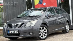 Pelēks Toyota Avensis 2010 Rīga, ar dzinēja tilpumu 2.20 L un nobraukumu 390 tūkst. km par 2990 €, foto 3 vietnē AUTOMOTO.COM.LV