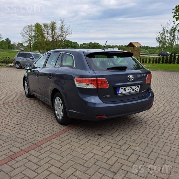 Серый Тойота Авенсис 2010 в Резекне, объемом двигателя 2.00 л и пробегом 0 тыс. км за 4400 €, фото 7 на AUTOMOTO.COM.LV