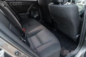 Серый Тойота Авенсис 2010 в Рига, объемом двигателя 1.60 л и пробегом 299 тыс. км за 4100 €, фото 13 на AUTOMOTO.COM.LV