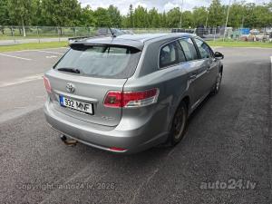 Серый Тойота Авенсис 2010 в Пярну, объемом двигателя 1.80 л и пробегом 217 тыс. км за 2000 €, фото 4 на AUTOMOTO.COM.LV