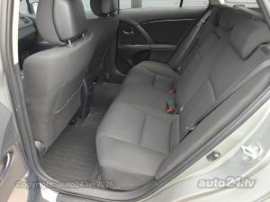 Серый Тойота Авенсис 2010 в Пярну, объемом двигателя 1.80 л и пробегом 217 тыс. км за 2000 €, фото 6 на AUTOMOTO.COM.LV