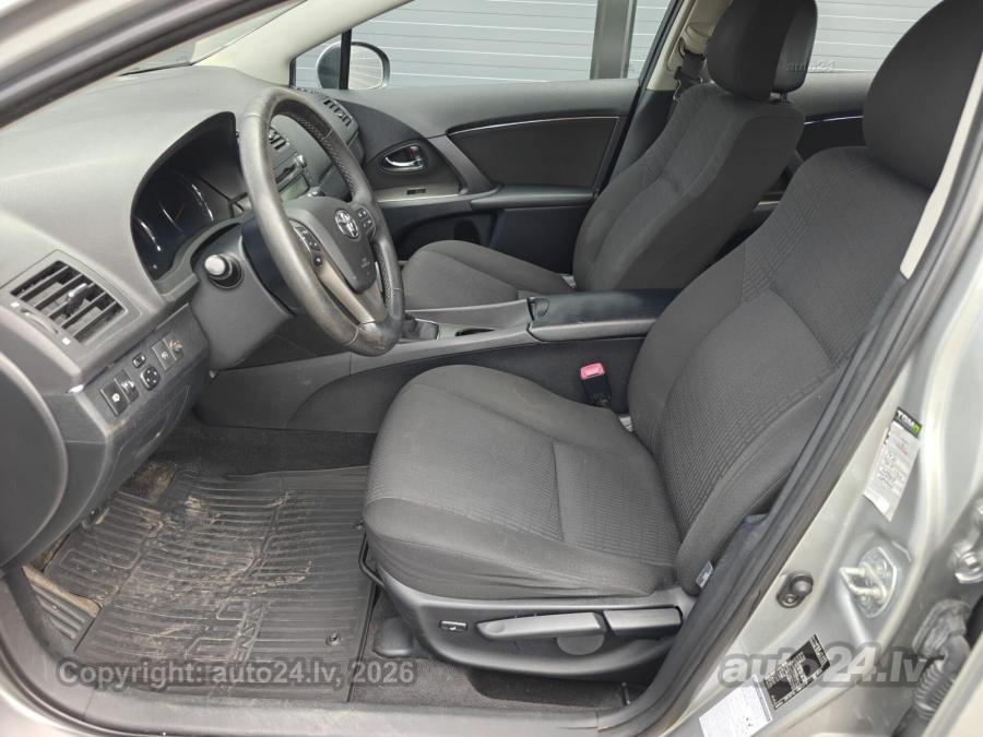 Серый Тойота Авенсис 2010 в Пярну, объемом двигателя 1.80 л и пробегом 217 тыс. км за 2000 €, фото 7 на AUTOMOTO.COM.LV