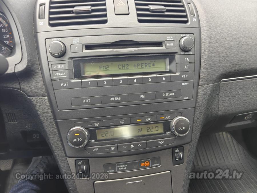 Серый Тойота Авенсис 2010 в Пярну, объемом двигателя 1.80 л и пробегом 217 тыс. км за 2000 €, фото 8 на AUTOMOTO.COM.LV