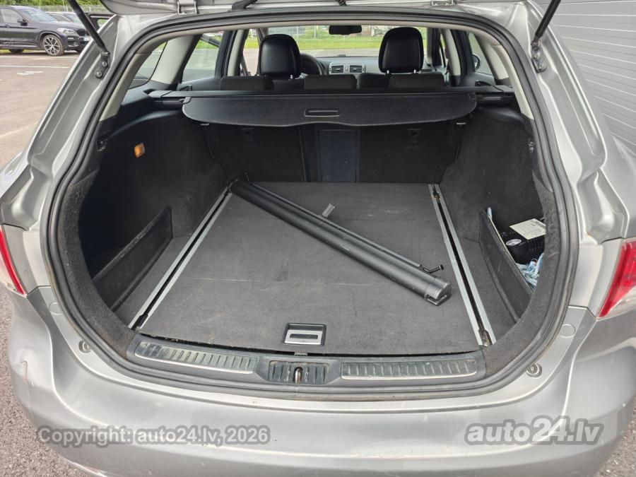 Серый Тойота Авенсис 2010 в Пярну, объемом двигателя 1.80 л и пробегом 217 тыс. км за 2000 €, фото 9 на AUTOMOTO.COM.LV