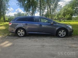 Серый Тойота Авенсис 2010 в Валмиера, объемом двигателя 2.00 л и пробегом 400 тыс. км за 2990 €, фото 6 на AUTOMOTO.COM.LV