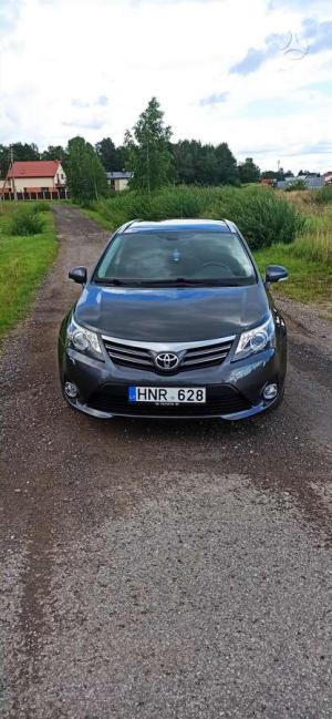 Pelēks Toyota Avensis 2010 Panevēža, ar dzinēja tilpumu 2.23 L un nobraukumu 158 tūkst. km par 5 €, foto  vietnē AUTOMOTO.COM.LV