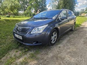 Pelēks Toyota Avensis 2010 Valmiera, ar dzinēja tilpumu 2.00 L un nobraukumu 400 tūkst. km par 2550 €, foto 5 vietnē AUTOMOTO.COM.LV