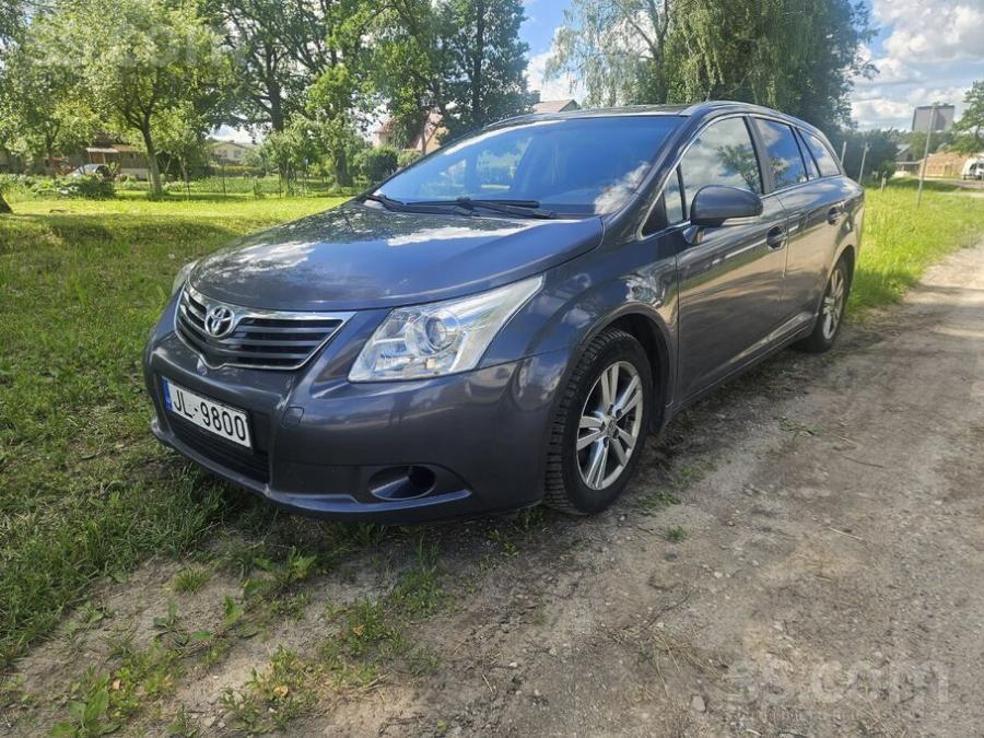 Pelēks Toyota Avensis 2010 Valmiera, ar dzinēja tilpumu 2.00 L un nobraukumu 400 tūkst. km par 2550 €, foto 5 vietnē AUTOMOTO.COM.LV