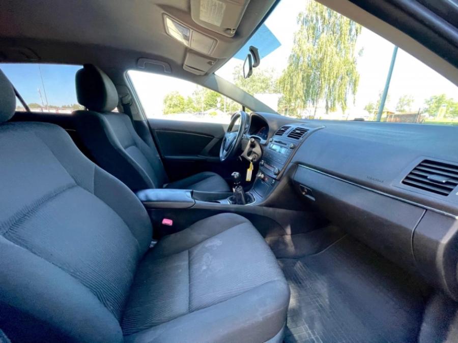Pelēks Toyota Avensis 2010 Rīga, ar dzinēja tilpumu 1.60 L un nobraukumu 0 tūkst. km par 4800 €, foto 9 vietnē AUTOMOTO.COM.LV