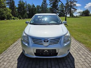 Grey Toyota Avensis 2010 in Telschi, with an engine capacity of 2.23 L and mileage of 248 thousand km for 4350 €, photo 6 on AUTOMOTO.COM.LV