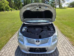 Grey Toyota Avensis 2010 in Telschi, with an engine capacity of 2.23 L and mileage of 248 thousand km for 4350 €, photo 40 on AUTOMOTO.COM.LV