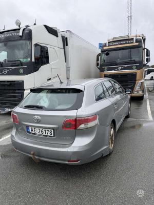 Серый Тойота Авенсис 2010 в Пасвалис, объемом двигателя 1.79 л и пробегом 240 тыс. км за 2800 €, фото 6 на AUTOMOTO.COM.LV