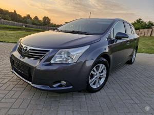 Pelēks Toyota Avensis 2010 Viļņa, ar dzinēja tilpumu 1.99 L un nobraukumu 249 tūkst. km par 5500 €, foto  vietnē AUTOMOTO.COM.LV